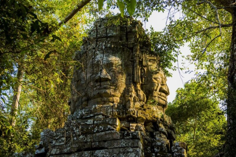 Angkor Wat in a vintage Jeep with driver - jeep rental - Who Will Love This Experience?