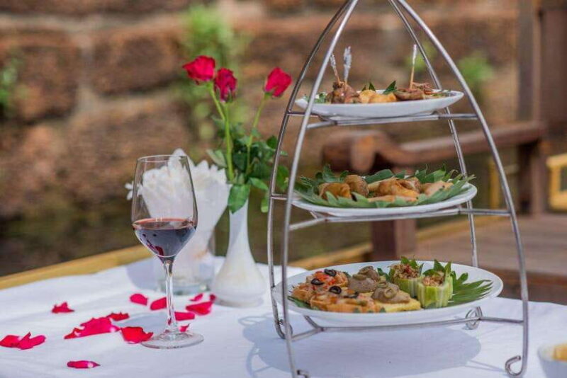 Angkor Wat: Private Sunrise Tour with Champagne Breakfast - An Early Start with a Big Reward