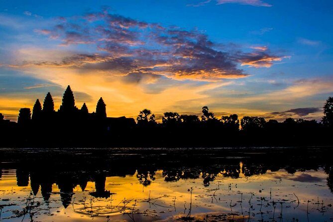 Angkor Wat Private Tour with Sunset Watching - Key Points