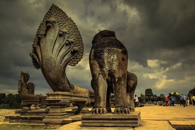 Angkor Wat Shared Tours from Siem Reap Angkor Airport (SAI) - The Pros and Cons Based on Reviews