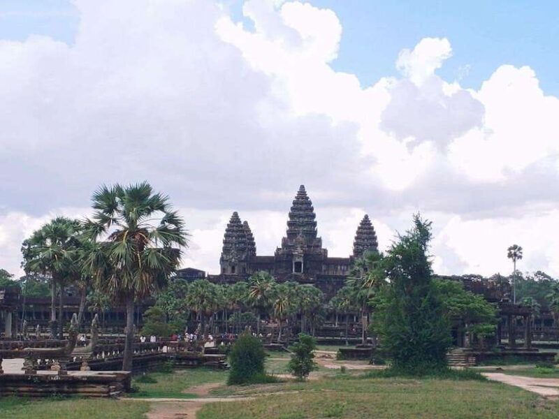 Angkor Wat, Small Circuit Private Tour with Banteay Srei - Who Will Benefit Most?