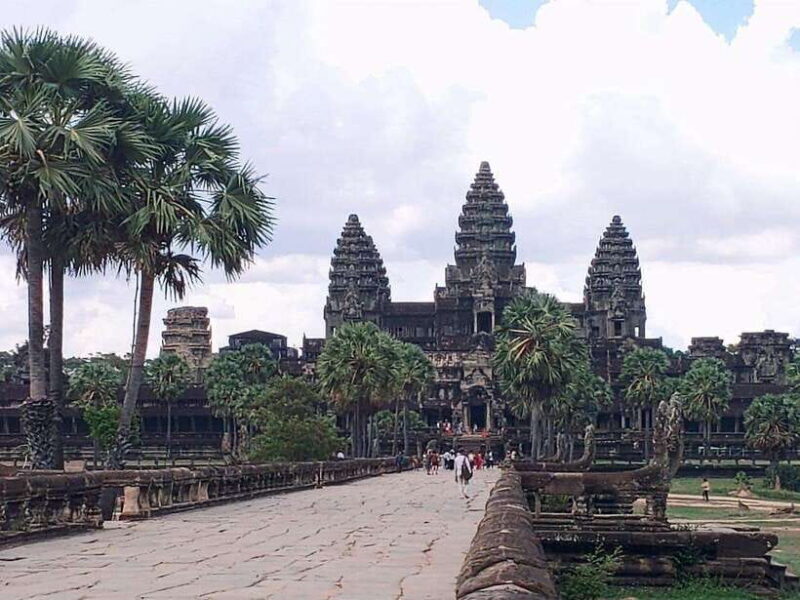 Angkor Wat, Small Circuit Private Tour with Banteay Srei - FAQ