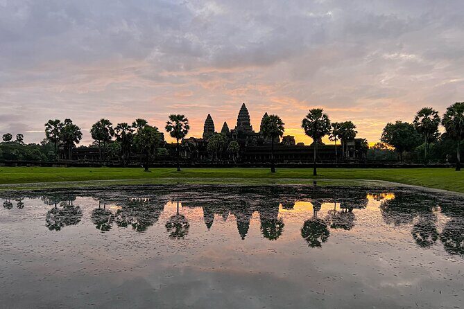 Angkor Wat Small Group Sunrise Tour With Breakfast included - Insights from the Reviews