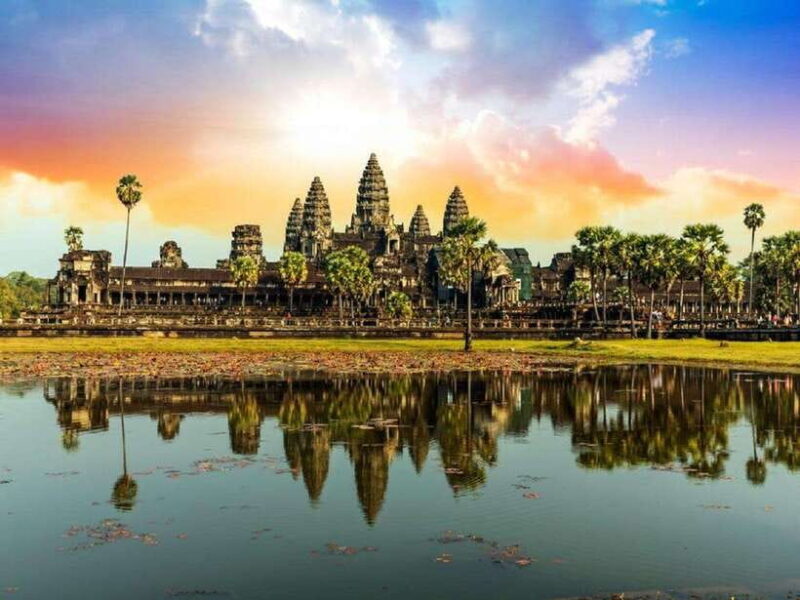 Angkor Wat Small Tour With Sunset Private Tuk-Tuk - Who Should Consider This Tour?