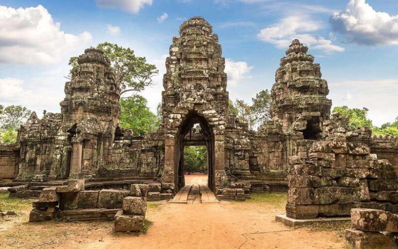 Angkor Wat Sunrise Private Tuktuk Tour in Siem Reap - An In-Depth Look at the Angkor Wat Sunrise Private Tuktuk Tour