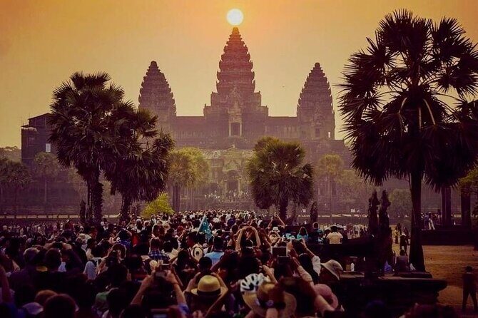 Angkor Wat Sunrise Small-Group Tour From Siem Reap - Free Hotel Pickup - The Bottom Line: Who Is This Tour Best For?