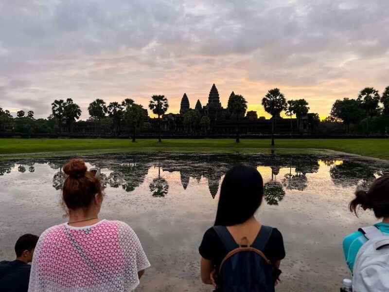 Angkor Wat Sunrise Small-Group Tour & Tonle Sap Boat Sunset - FAQs