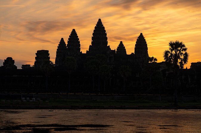Angkor Wat Tour German 1 Day with Tuk Tuk - Practical Details: Transportation, Timing, and Group Size