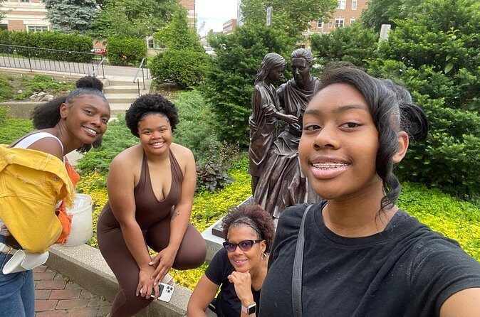 Ann Arbor Scavenger Hunt Interactive Walking Tour - FAQ