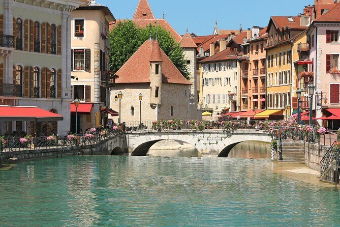 Annecy Scavenger Hunt and Highlights Self-Guided Tour - A Playful Way to Discover Annecy