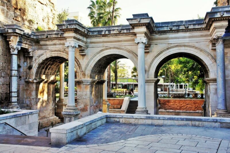 Antalya: Full-Day Tour of Old Town and Majestic Waterfalls - Starting the Day: Smooth Beginnings