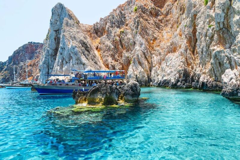Antalya: Lara Pirate Boat Day Trip w/ Lunch & Soft Drink - Lunch on Board: Tasty and Convenient