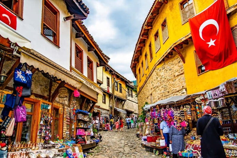 Antalya: Old Town Walking Tour incl. Turkish Tea and Baklava - Highlight 1: Hadrian’s Gate