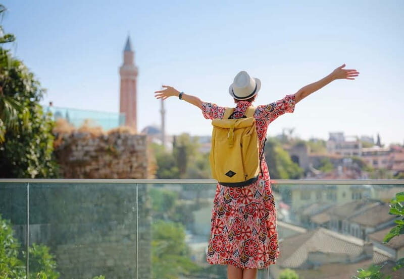 Antalya: Old Town Walking Tour incl. Turkish Tea and Baklava - Ending the Tour with Sweet Treats