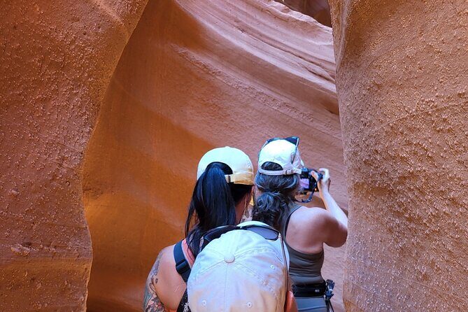 Antelope Canyon and Horseshoe Bend Daily Tour from Flagstaff - Lunch in Page: Fueling the Adventure