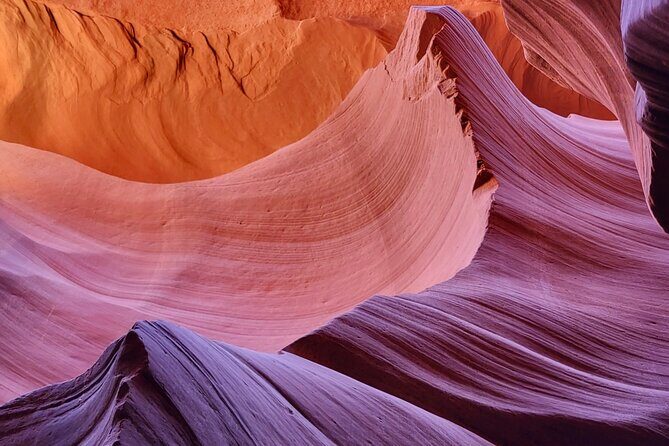 Antelope Canyon and Horseshoe Bend Daily Tour from Flagstaff - Scenic Return Through Echo Cliffs and the Painted Desert