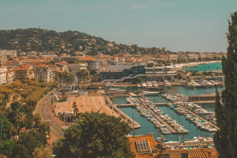Antibes/Cannes/St Paul de Vence Half-day excursion with car & guide - Discovering Antibes: The Charm of History and Luxury