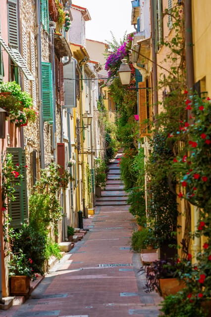 Antibes Walking Tour + little tasting and souvenir - What’s Included and What to Consider