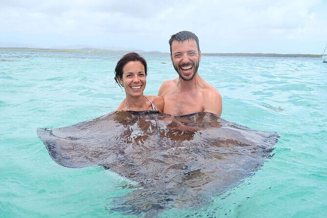 ANTIGUA FROM TOP TO BOTTOM: Stingray City, Beach, lunch & more... - Tasting Authentic Caribbean Cuisine