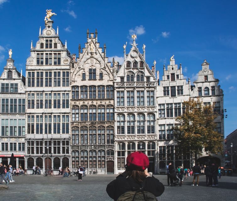 Antwerp: Insta-Perfect Walk with a Local - A Closer Look at the Experience