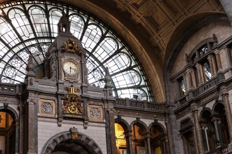 Antwerp: Must-See Attractions Private Walking Tour - The Experience and Practicalities