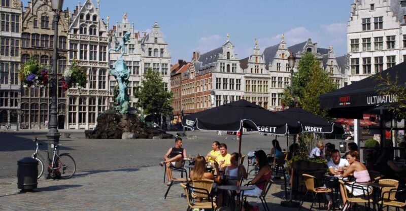 Antwerp: Private 3-Hour Historical Sightseeing Walking Tour - Key Points