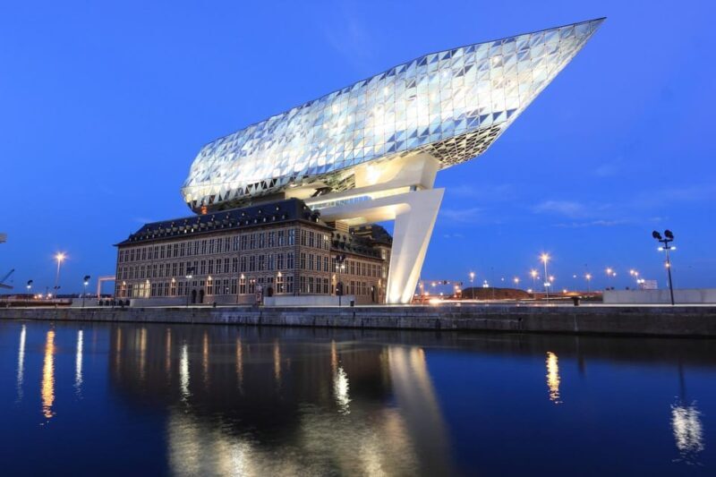 Antwerp - Private Historic Walking Tour - Who Should Consider This Tour?