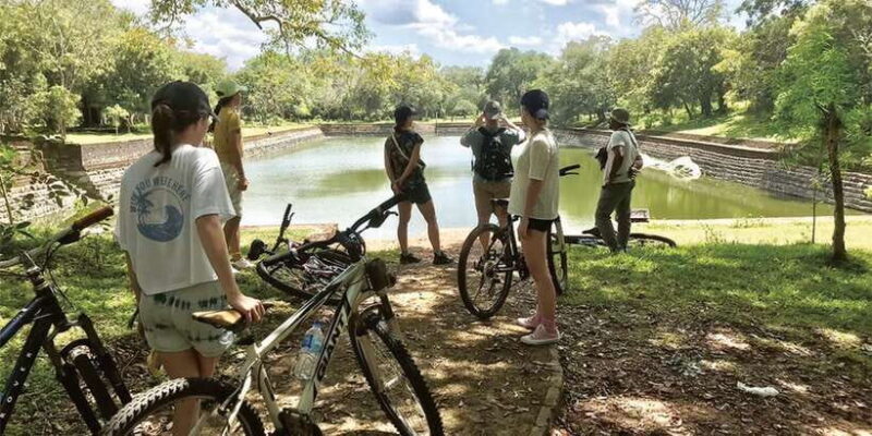 Anuradhapura: Private Half-Day Cycling Tour w/ Guide - Key Points