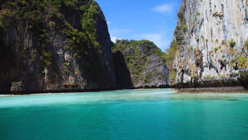 Ao Nang: Phi Phi Islands Speedboat Tour Full Day - Key Points