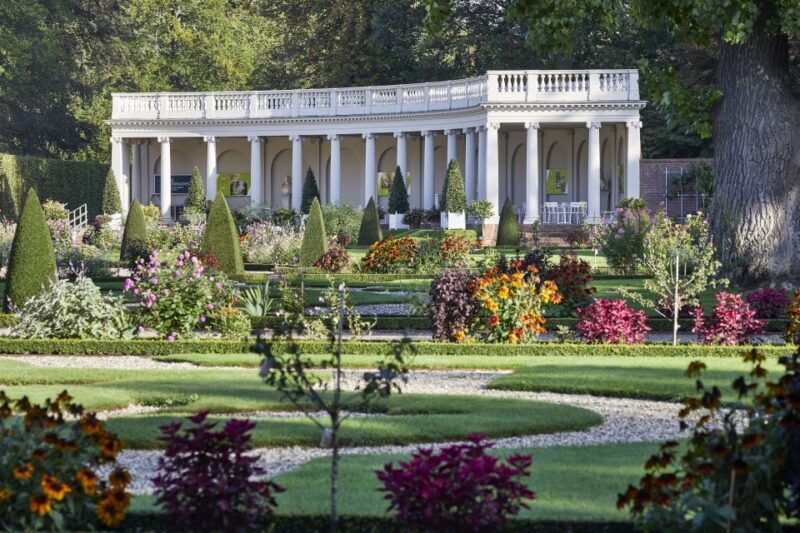 Apeldoorn: Het Loo Palace Entry Ticket - The Palace Roof – Panoramic Views & Royal Nostalgia