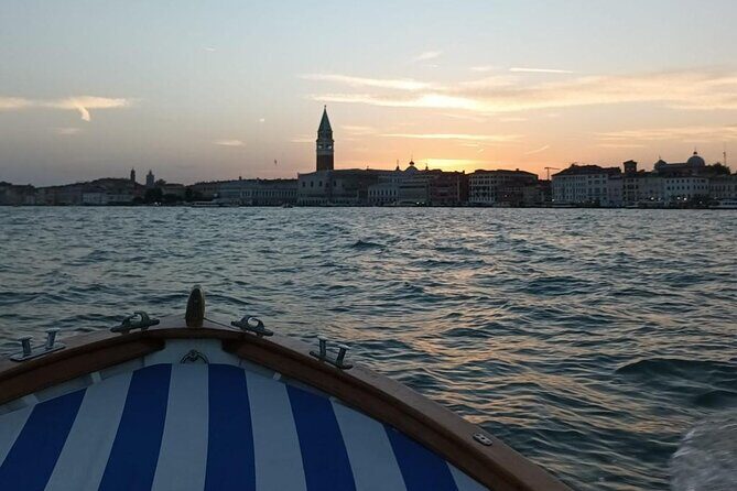 Aperitif at sunset in the Venice lagoon on a private boat. - Frequently Asked Questions