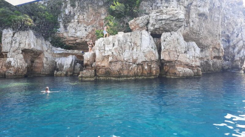 Aperitive at sunset on sailboat-Swim and paddle-Antibes Cape - Final Thoughts