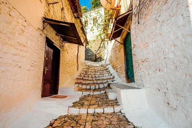 Apollonia and Berat UNESCO tour from Tirana - FAQ