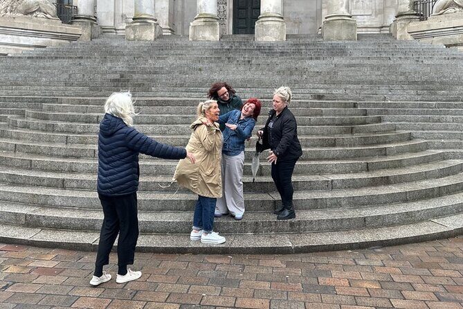 App-Led Zombie Survival Scavenger Hunt in Thousand Oaks - Who Should Consider This Tour?