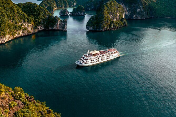 Apple Cruise 2-day Explore Halong Bay and Lan Ha Bay from Hanoi - Who Should Consider This Cruise?