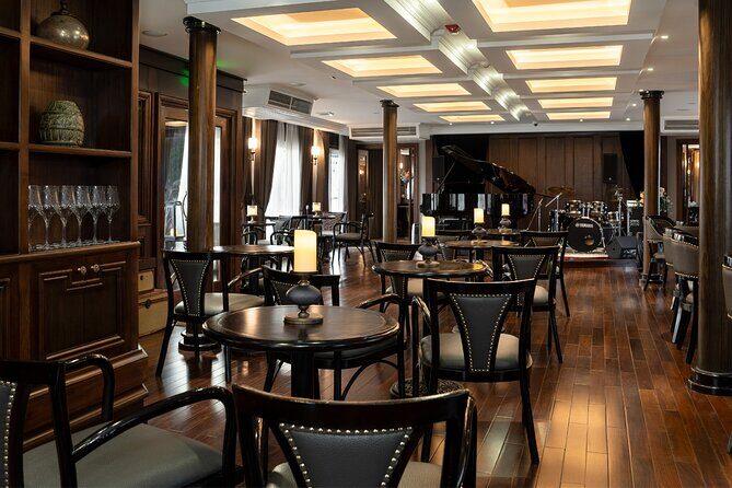 Apple Cruise 2-day Explore Halong Bay and Lan Ha Bay from Hanoi - FAQ