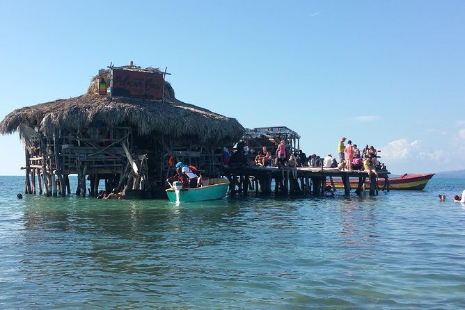 Appleton Estate Rum Tour and Pelican Bar Customize Tour - Key Points