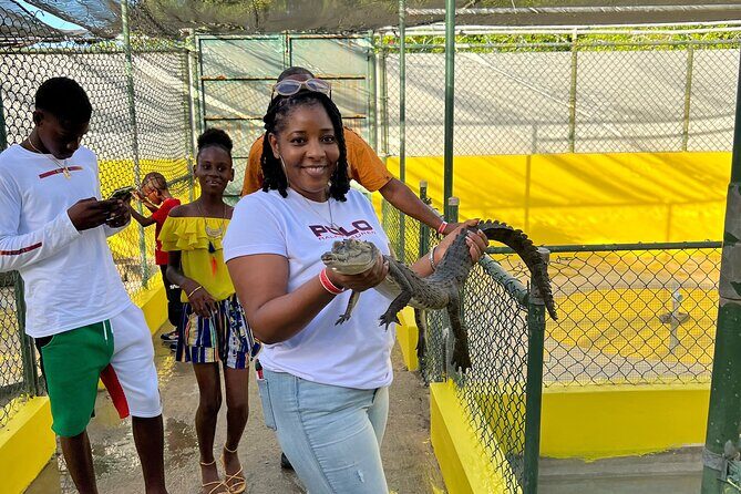 Appleton Rum Estate, Black River Safari & Pelican Bar Private tou - FAQ