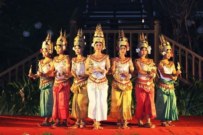 Apsara Dance Performance Including Buffet Dinner and Hotel Pickup - Introducing the Apsara Dance Performance with Buffet Dinner and Hotel Pickup