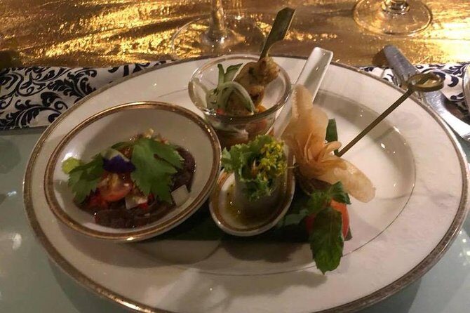 Apsara Luxury Dinner Cruise By Banyan Tree - A Scenic Journey on the Chao Phraya River