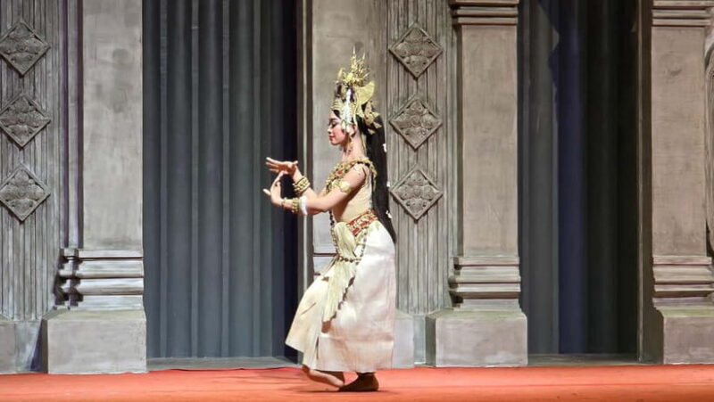 Apsara Performance with Dinner include Pick up & Drop off - An Authentic Night in Siem Reap: The Experience in Detail