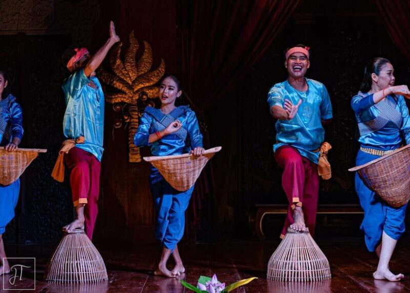 Apsara Theater Performance include dinner & Hotel pick up - Who Would Enjoy This Tour?