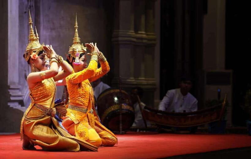 Apsara Traditional Dances & Local Buffet with Tuk-Tuk Ride - Introduction to the Experience