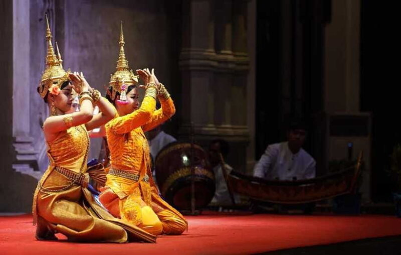 Apsara Traditional Dances & Local Buffet with Tuk-Tuk Ride - The Sum Up