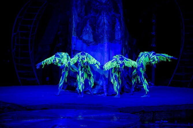 Aqua Circus Show Phuket -The Water Spectacle - The Family Experience and Audience Reaction