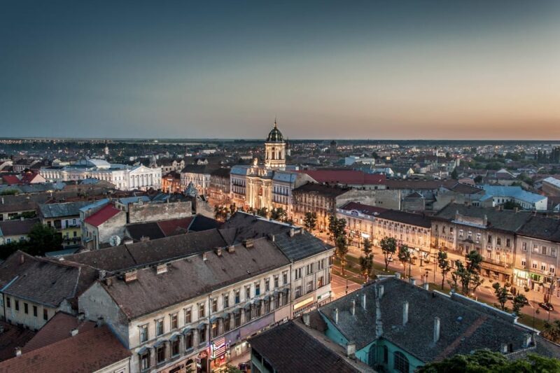 Arad - The Classic Walking Tour - Exploring the Rich Layers of Arad’s Past