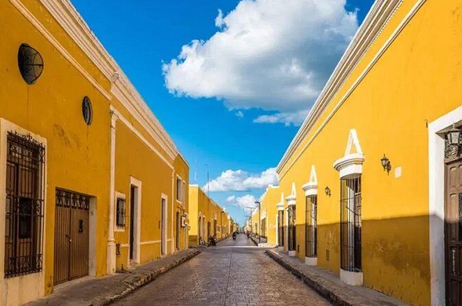 Archaeological area of Chichen Itza magic village of Izamal - Pricing and Value