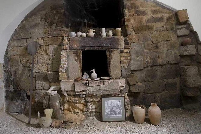 Archaeological tour of Bari: the treasures of the Old City - Exploring Bari’s Old and New: A Deep Dive