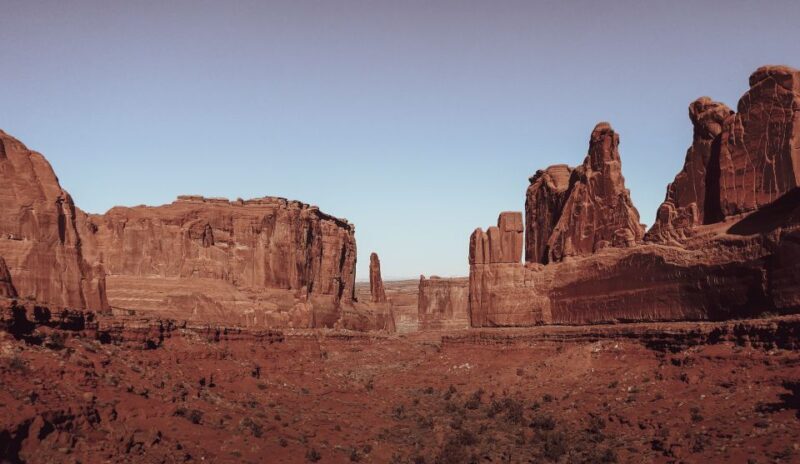 Arches National Park: Sunset Pavement Van Tour - An Introduction to the Experience