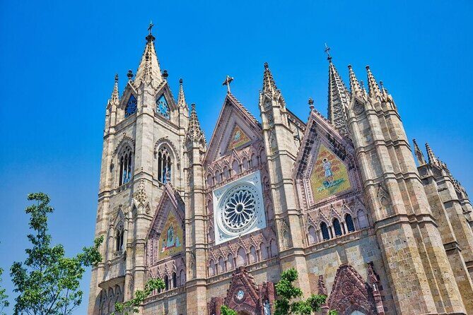 Architecture & Craft Beer at the trendiest area in Guadalajara - Key Points
